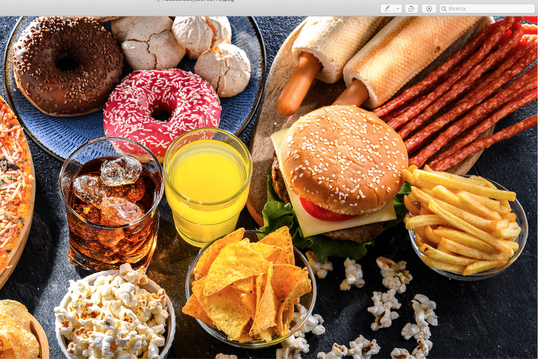 Mangiare cibi ultraprocessati aumenta del 17% il rischio di diabete ...